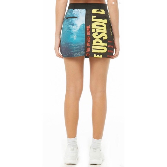 Forever 21 | Skirts | Forever 2 X Stranger Things Upside Down Skirt ...
